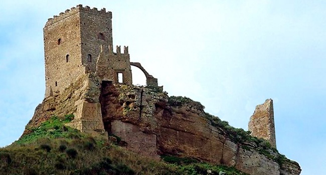 Castello di Cefalà Diana | Storia e Architettura del Castello di Cefalà ...